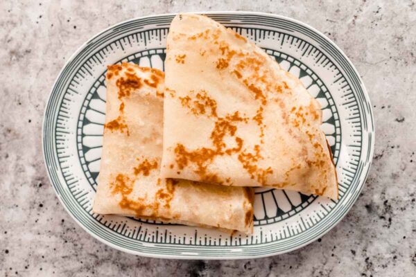 Classic French Crepes (Easy Basic Recipe) | bakeologie