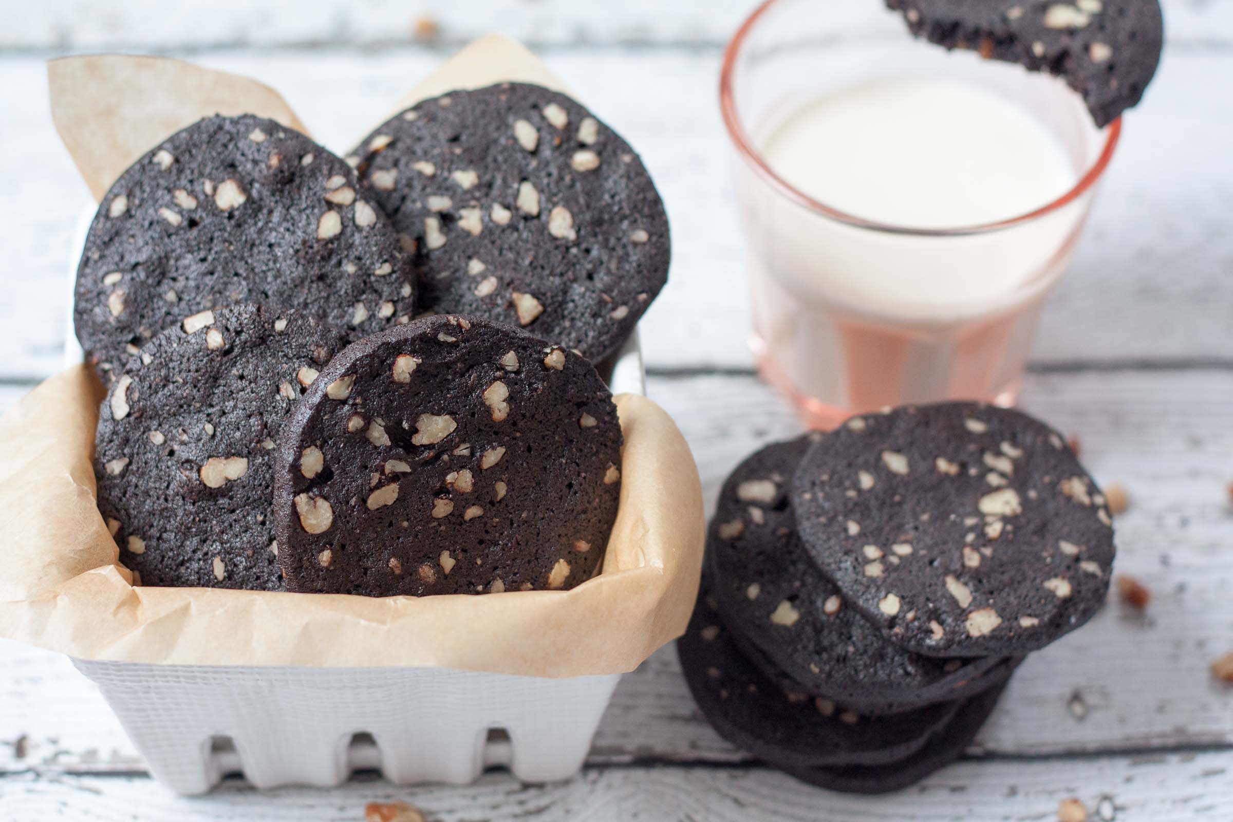 Black Cocoa-Pecan Cookies | bakeologie
