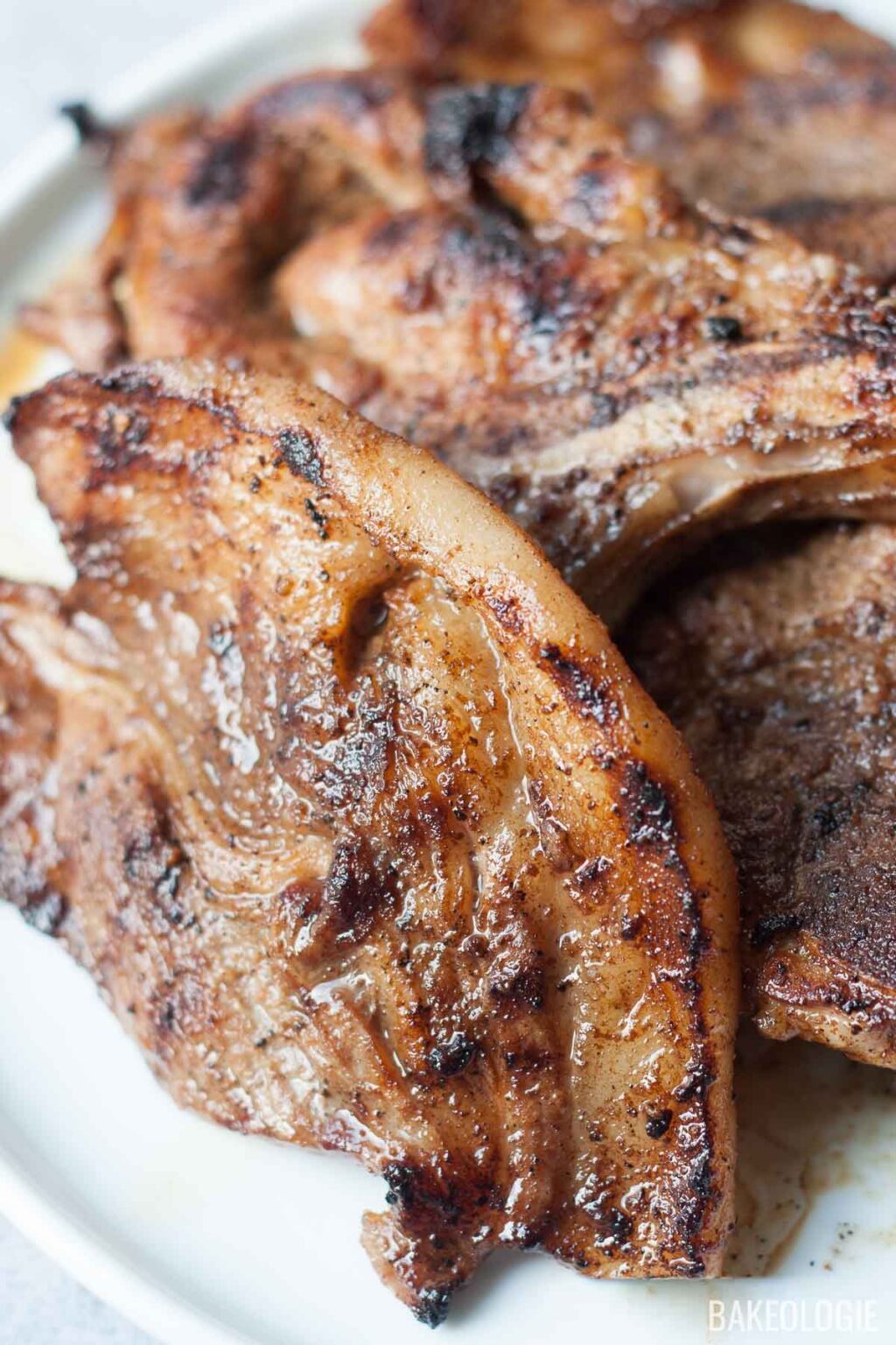 Flavorful Skillet Pork Chop Recipe | bakeologie