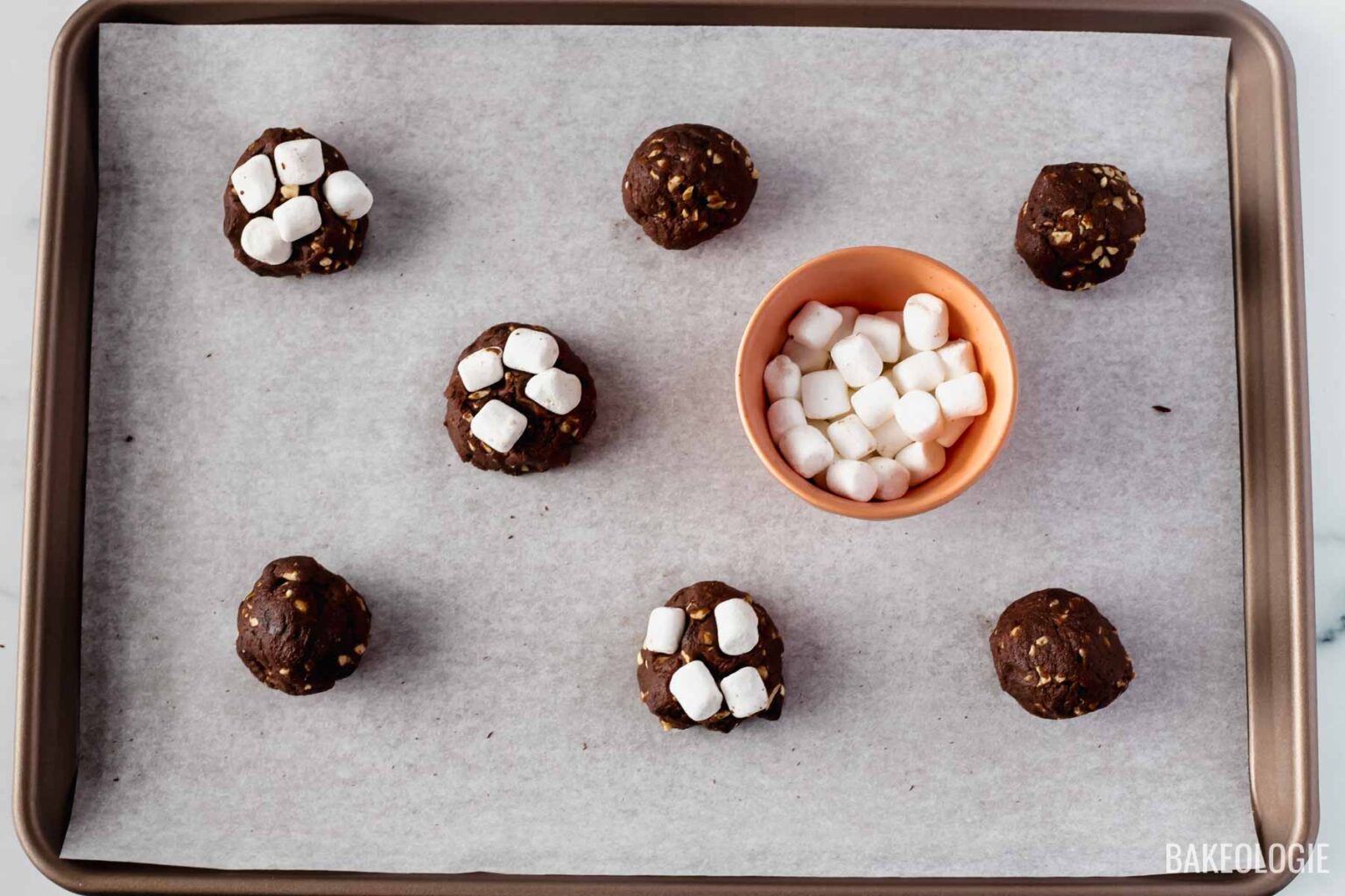 Rocky Road Cookies | bakeologie
