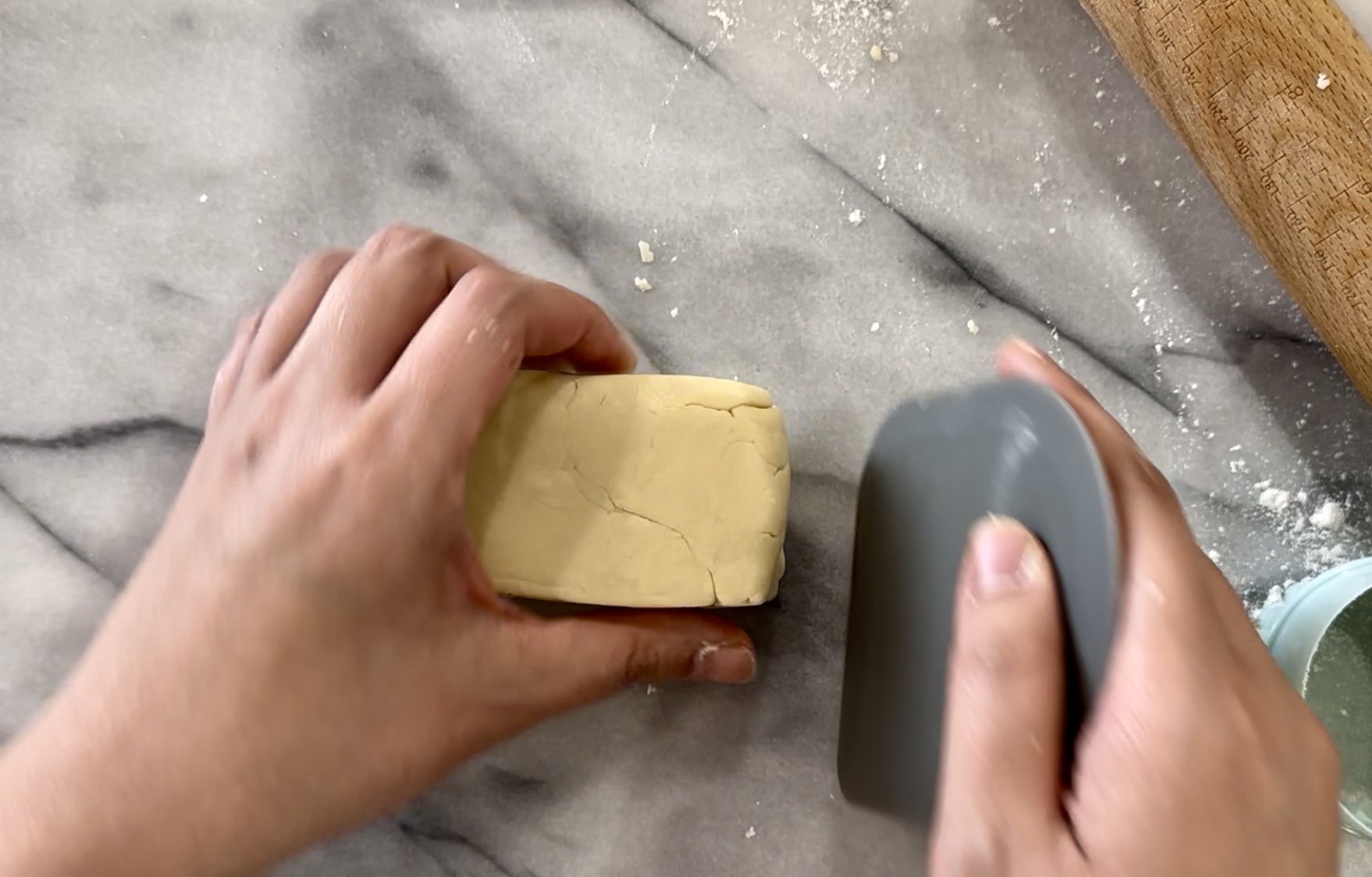 Easy Shortbread Cookies -Two Ways | bakeologie