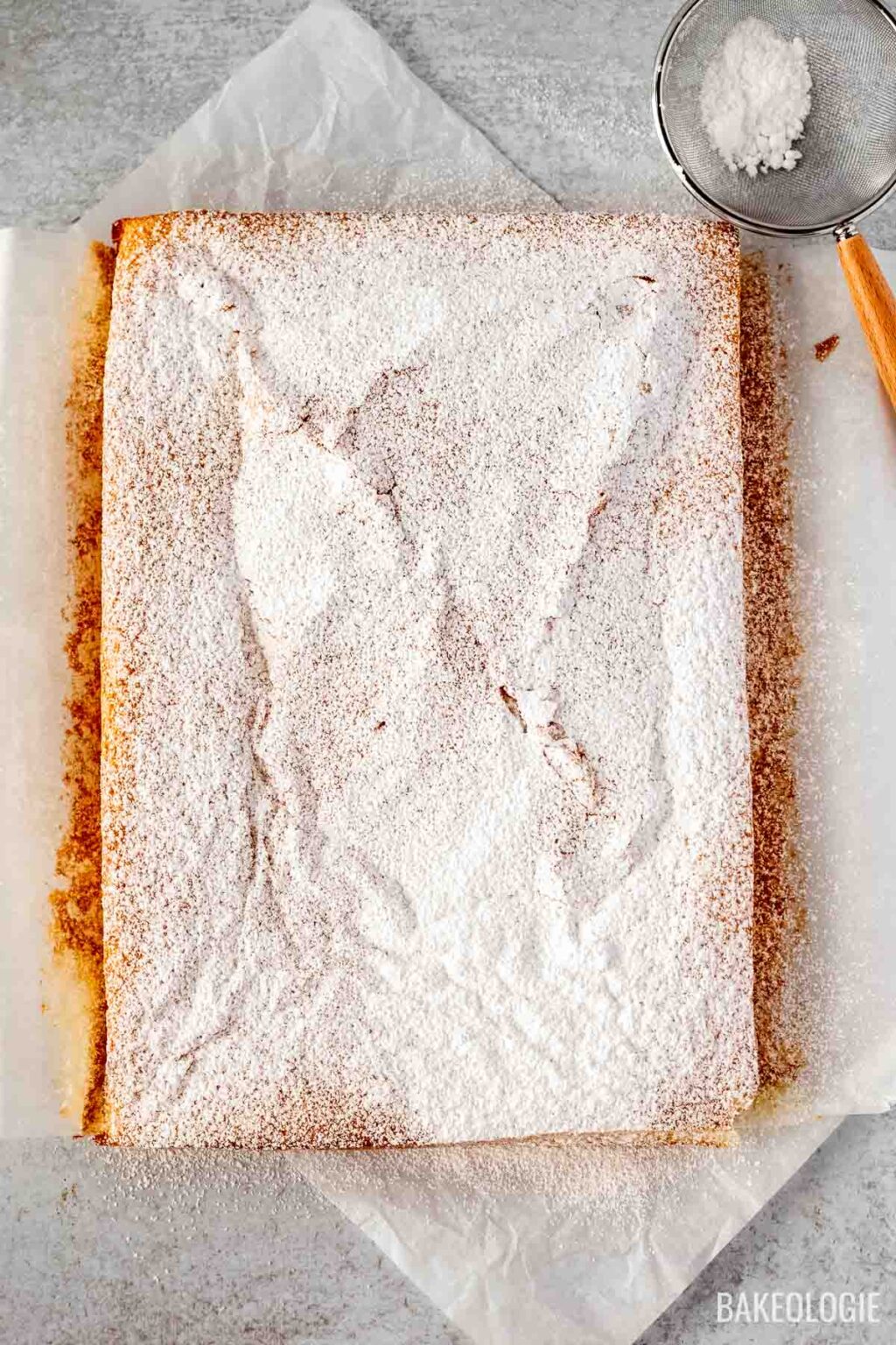 Old Fashioned Hot Milk Cake | bakeologie